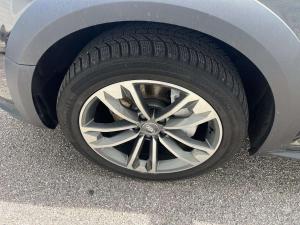 Black Audi A4 Allroad 2016 in Panevezys, with an engine capacity of 1.97 L and mileage of 221 thousand km for 14500 €, photo 7 on AUTOMOTO.COM.LV