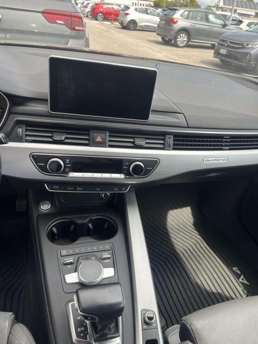 Black Audi A4 Allroad 2016 in Panevezys, with an engine capacity of 1.97 L and mileage of 221 thousand km for 14500 €, photo 11 on AUTOMOTO.COM.LV
