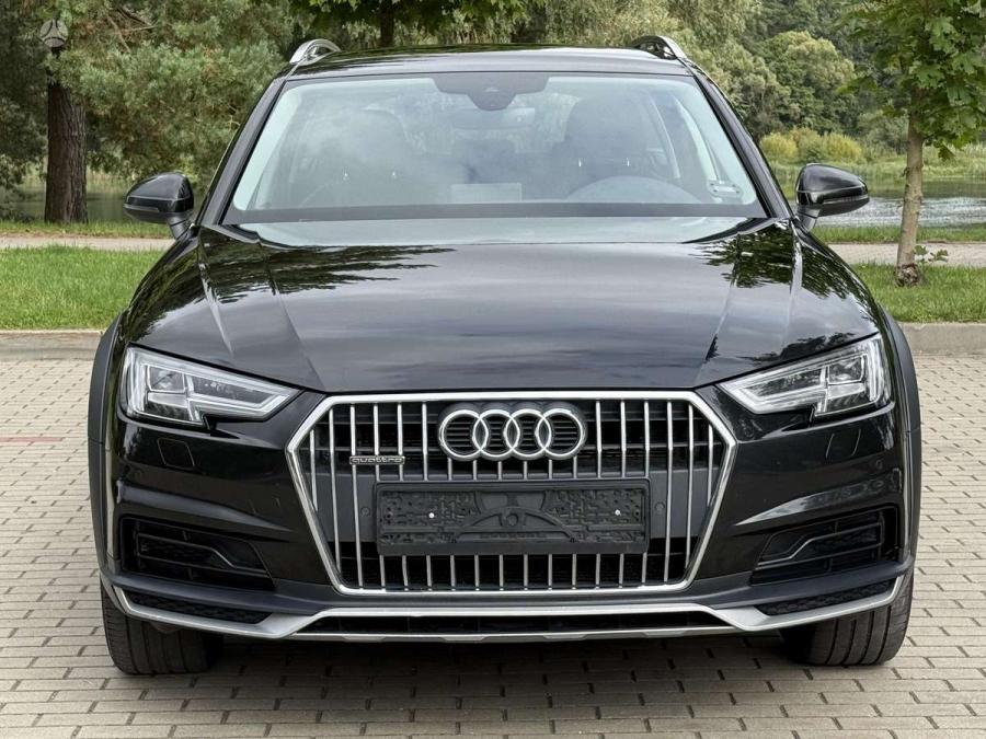 Black Audi A4 Allroad 2016 in Prienai, with an engine capacity of 1.97 L and mileage of 213 thousand km for 12850 €, photo 11 on AUTOMOTO.COM.LV