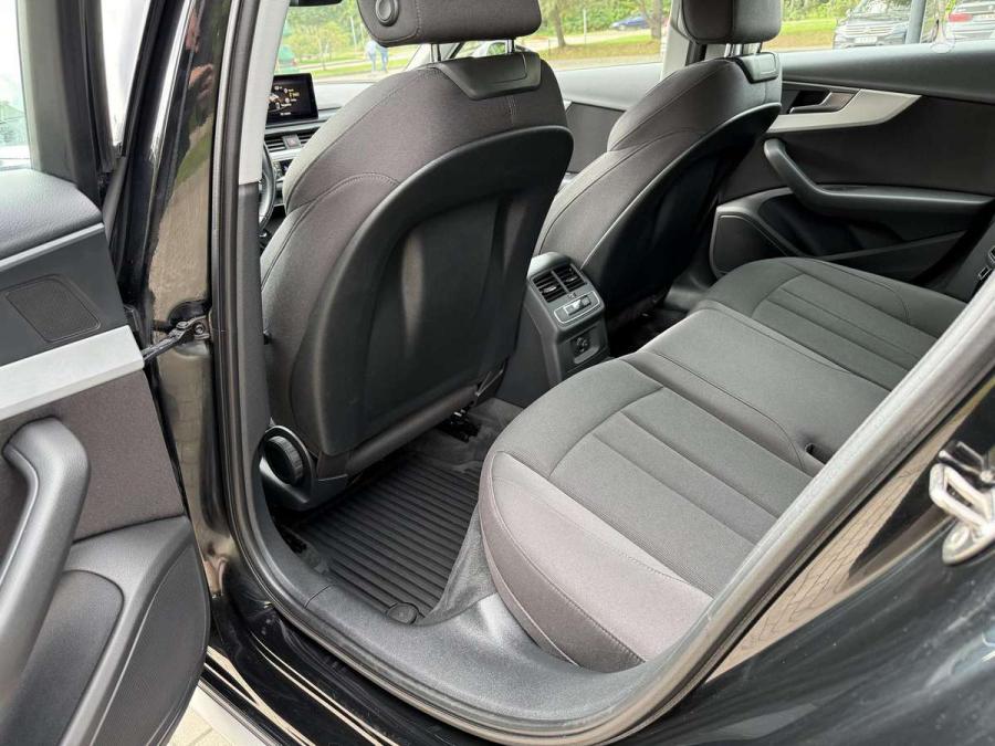 Black Audi A4 Allroad 2016 in Prienai, with an engine capacity of 1.97 L and mileage of 213 thousand km for 12850 €, photo 31 on AUTOMOTO.COM.LV