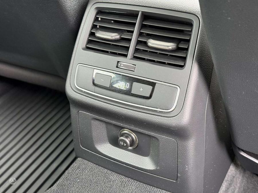 Black Audi A4 Allroad 2016 in Prienai, with an engine capacity of 1.97 L and mileage of 213 thousand km for 12850 €, photo 33 on AUTOMOTO.COM.LV