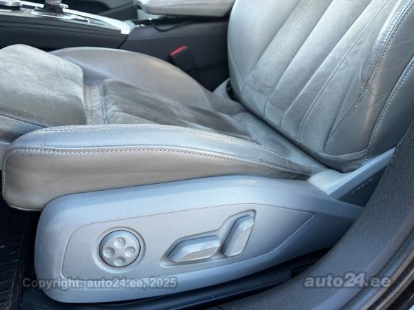 Melns Audi A4 Allroad 2017 Tallina, ar dzinēja tilpumu 3.00 L un nobraukumu 170 tūkst. km par 23000 €, foto 11 vietnē AUTOMOTO.COM.LV