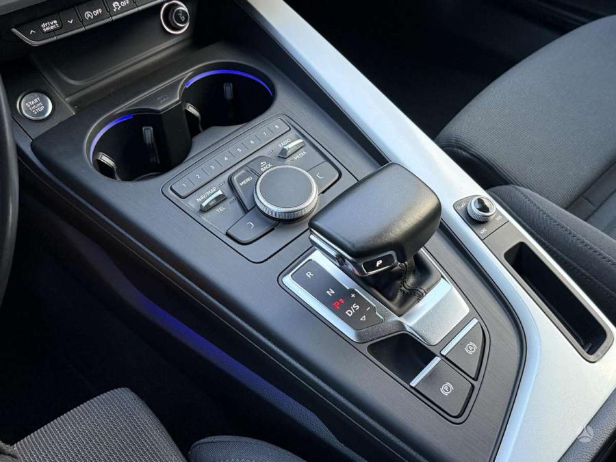 Melns Audi A4 Allroad 2017 Prienai, ar dzinēja tilpumu 1.97 L un nobraukumu 273 tūkst. km par 12950 €, foto 37 vietnē AUTOMOTO.COM.LV