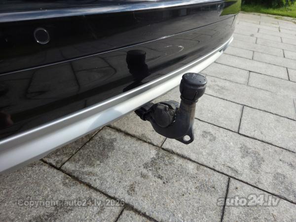 Black Audi A4 Allroad 2019 in Tallinn, with an engine capacity of 2.00 L and mileage of 89 thousand km for 23490 €, photo 8 on AUTOMOTO.COM.LV