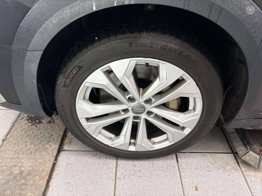 Melns Audi A4 Allroad 2020 Kauņa, ar dzinēja tilpumu 2.97 L un nobraukumu 199 tūkst. km par 21999 €, foto 10 vietnē AUTOMOTO.COM.LV