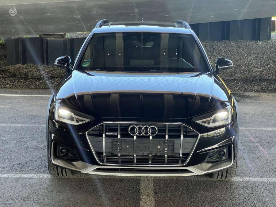 Black Audi A4 Allroad 2020 in Kaunas, with an engine capacity of 2.97 L and mileage of 199 thousand km for 21499 €, photo 3 on AUTOMOTO.COM.LV