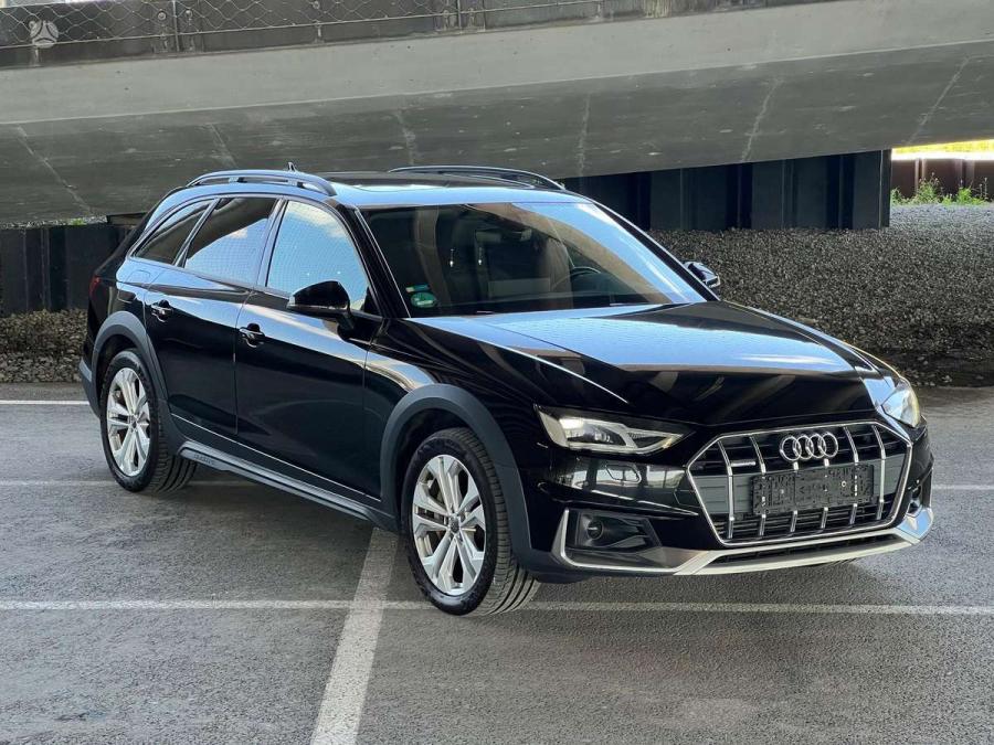 Black Audi A4 Allroad 2020 in Kaunas, with an engine capacity of 2.97 L and mileage of 199 thousand km for 21499 €, photo 4 on AUTOMOTO.COM.LV