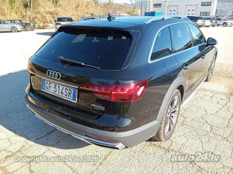 Melns Audi A4 Allroad 2021 Tallina, ar dzinēja tilpumu 2.00 L un nobraukumu 221 tūkst. km par 21900 €, foto 3 vietnē AUTOMOTO.COM.LV
