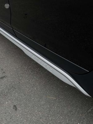 Black Audi A4 Allroad 2021 in Vilnius, with an engine capacity of 1.97 L and mileage of 92 thousand km for 21500 €, photo 11 on AUTOMOTO.COM.LV