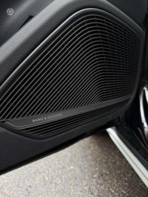 Black Audi A4 Allroad 2021 in Vilnius, with an engine capacity of 1.97 L and mileage of 92 thousand km for 21500 €, photo 23 on AUTOMOTO.COM.LV