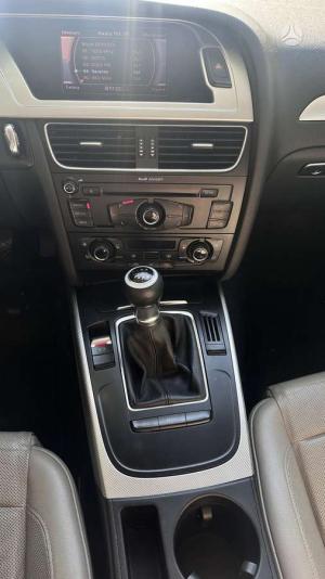 Zils Audi A4 Allroad 2011 Viļņa, ar dzinēja tilpumu 1.97 L un nobraukumu 308 tūkst. km par 6499 €, foto 21 vietnē AUTOMOTO.COM.LV