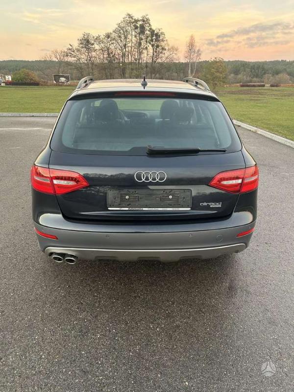 Blue Audi A4 Allroad 2014 in Kaunas, with an engine capacity of 1.97 L and mileage of 175 thousand km for 9000 €, photo 5 on AUTOMOTO.COM.LV