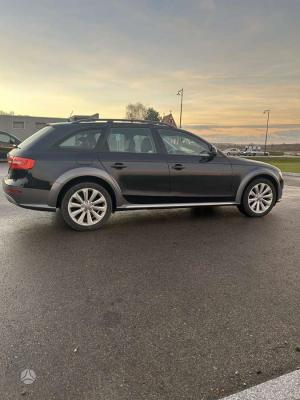 Blue Audi A4 Allroad 2014 in Kaunas, with an engine capacity of 1.97 L and mileage of 175 thousand km for 9000 €, photo 6 on AUTOMOTO.COM.LV