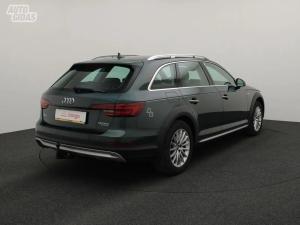 Green Audi A4 Allroad 2017 in Vilnius, with an engine capacity of 2.00 L and mileage of 237 thousand km for 15599 €, photo 9 on AUTOMOTO.COM.LV