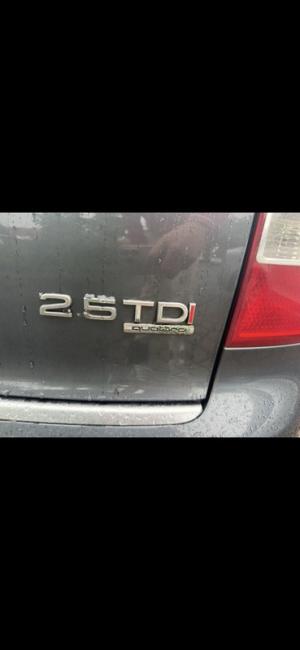 Pelēks Audi A4 Allroad 2004 Tallina, ar dzinēja tilpumu 2.50 L un nobraukumu 240 tūkst. km par 2500 €, foto 11 vietnē AUTOMOTO.COM.LV