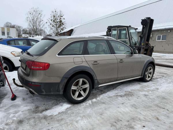 Grey Audi A4 Allroad 2011 in Kaunas, with an engine capacity of 2.97 L and mileage of 480 thousand km for 2800 €, photo 2 on AUTOMOTO.COM.LV