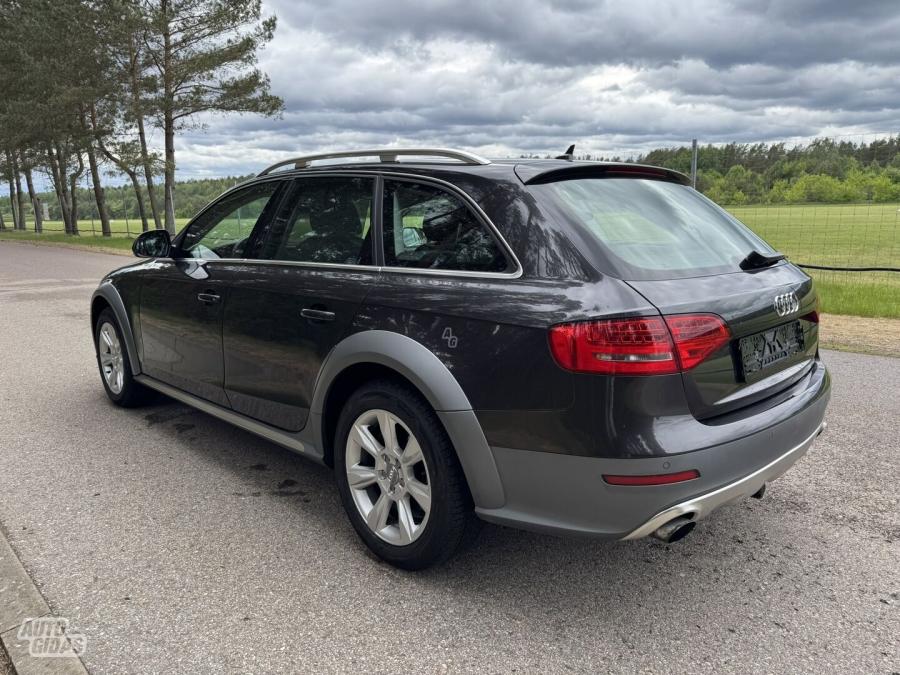 Grey Audi A4 Allroad 2011 in Druskininkai, with an engine capacity of 2.00 L and mileage of 174 thousand km for 7700 €, photo 1 on AUTOMOTO.COM.LV