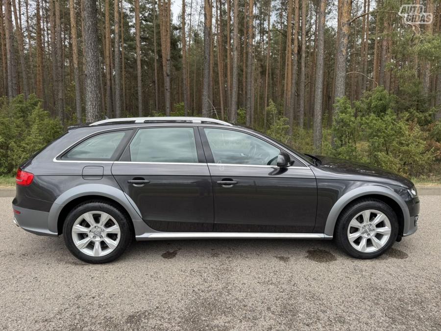 Grey Audi A4 Allroad 2011 in Druskininkai, with an engine capacity of 2.00 L and mileage of 174 thousand km for 7700 €, photo 5 on AUTOMOTO.COM.LV