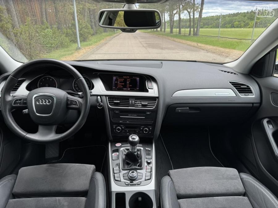 Grey Audi A4 Allroad 2011 in Druskininkai, with an engine capacity of 2.00 L and mileage of 174 thousand km for 7700 €, photo 14 on AUTOMOTO.COM.LV