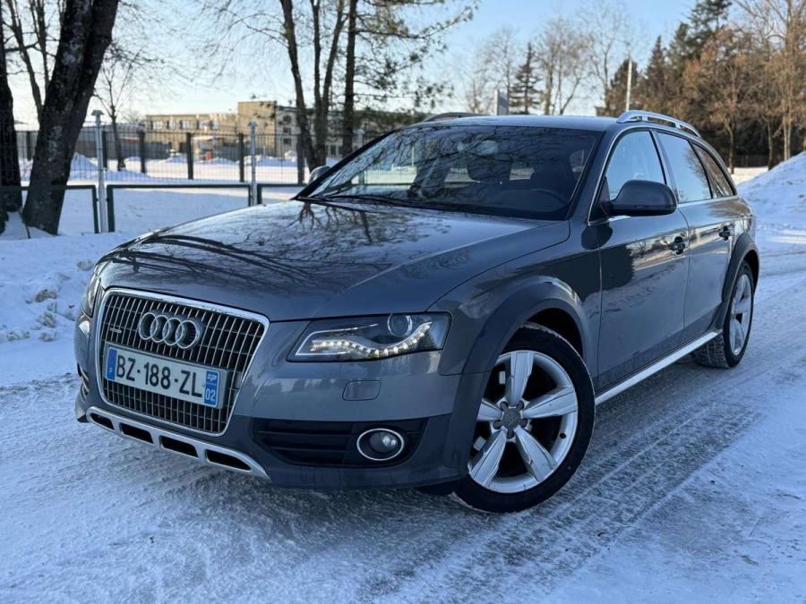 Grey Audi A4 Allroad 2012 in Vilnius, with an engine capacity of 1.97 L and mileage of 240 thousand km for 7800 €, photo 1 on AUTOMOTO.COM.LV