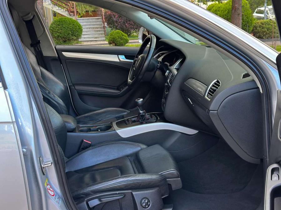 Pelēks Audi A4 Allroad 2012 Kauņa, ar dzinēja tilpumu 1.97 L un nobraukumu 351 tūkst. km par 7600 €, foto 32 vietnē AUTOMOTO.COM.LV