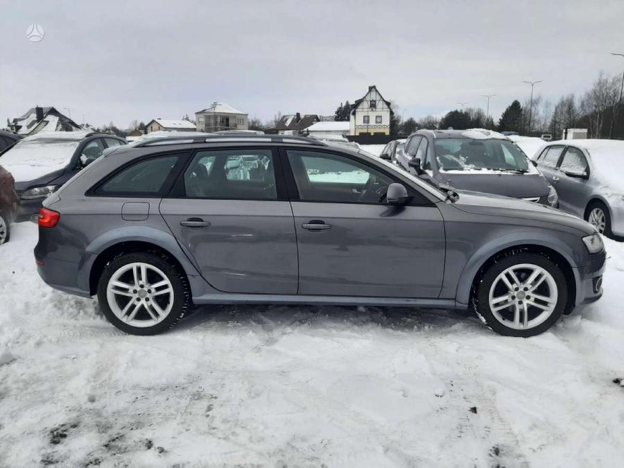 Pelēks Audi A4 Allroad 2013 Kauņa, ar dzinēja tilpumu 1.97 L un nobraukumu 209 tūkst. km par 9950 €, foto 5 vietnē AUTOMOTO.COM.LV