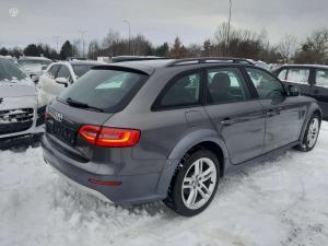 Pelēks Audi A4 Allroad 2013 Kauņa, ar dzinēja tilpumu 1.97 L un nobraukumu 209 tūkst. km par 9950 €, foto 6 vietnē AUTOMOTO.COM.LV