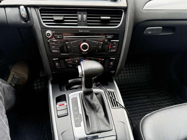 Grey Audi A4 Allroad 2013 in Trakai, with an engine capacity of 1.98 L and mileage of 132 thousand km for 6750 €, photo 7 on AUTOMOTO.COM.LV