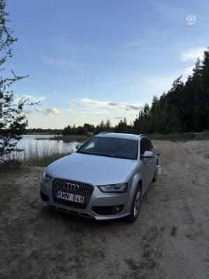 Pelēks Audi A4 Allroad 2013 Viļņa, ar dzinēja tilpumu 2.00 L un nobraukumu 134 tūkst. km par 7499 €, foto  vietnē AUTOMOTO.COM.LV