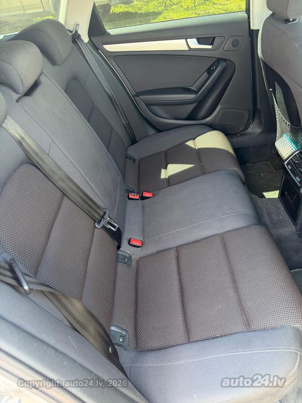 Pelēks Audi A4 Allroad 2014 Tallina, ar dzinēja tilpumu 2.00 L un nobraukumu 271 tūkst. km par 11500 €, foto 9 vietnē AUTOMOTO.COM.LV