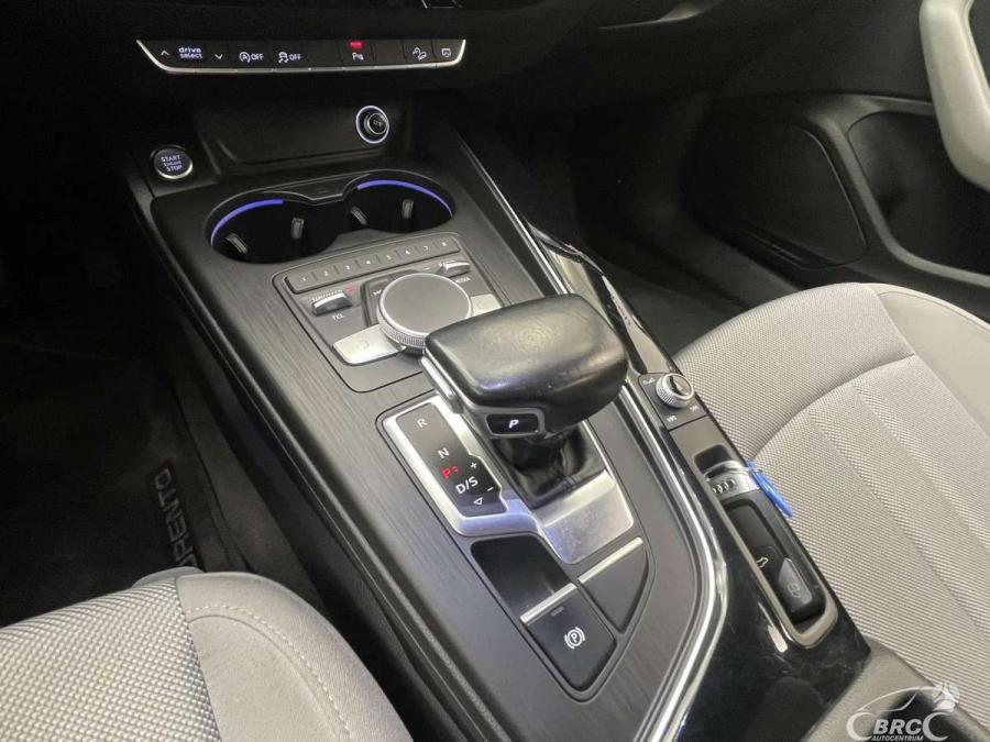 Grey Audi A4 Allroad 2017 in Vilnius, with an engine capacity of 2.97 L and mileage of 285 thousand km for 12500 €, photo 28 on AUTOMOTO.COM.LV