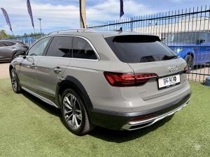 Pelēks Audi A4 Allroad 2021 Panevēža, ar dzinēja tilpumu 1.97 L un nobraukumu 172 tūkst. km par 21900 €, foto 10 vietnē AUTOMOTO.COM.LV
