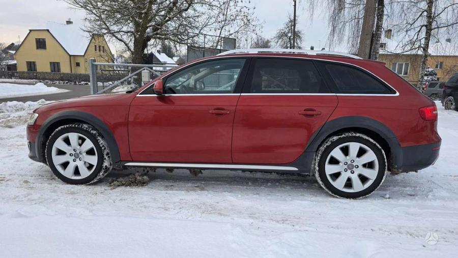 Red Audi A4 Allroad 2014 in Siauliai, with an engine capacity of 1.97 L and mileage of 282 thousand km for 8499 €, photo 2 on AUTOMOTO.COM.LV