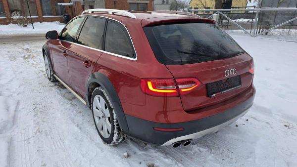 Sarkans Audi A4 Allroad 2014 Šauļi, ar dzinēja tilpumu 1.97 L un nobraukumu 282 tūkst. km par 8499 €, foto 3 vietnē AUTOMOTO.COM.LV