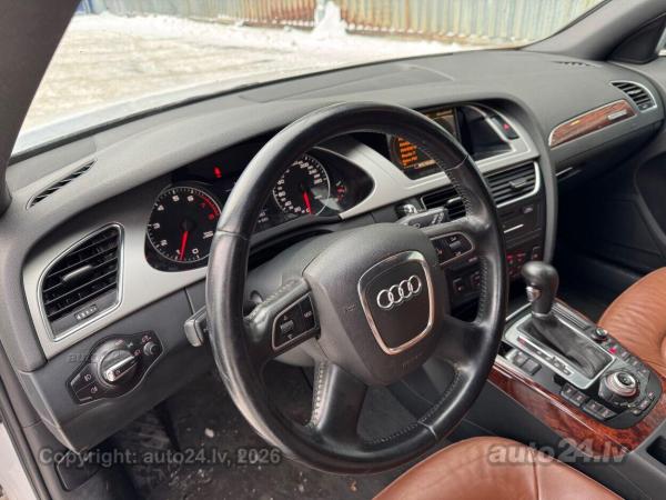 Balts Audi A4 Allroad 2009 Tallina, ar dzinēja tilpumu 0.00 L un nobraukumu 248 tūkst. km par 6490 €, foto 10 vietnē AUTOMOTO.COM.LV
