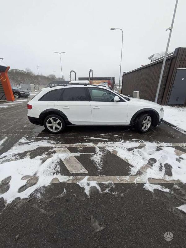 Balts Audi A4 Allroad 2010 Viļņa, ar dzinēja tilpumu 1.97 L un nobraukumu 375 tūkst. km par 5600 €, foto 6 vietnē AUTOMOTO.COM.LV