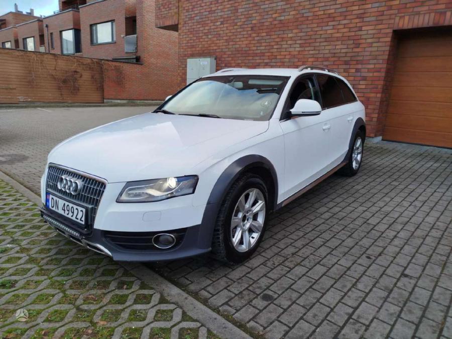 White Audi A4 Allroad 2010 in Marijampole, with an engine capacity of 1.97 L and mileage of 276 thousand km for 5400 €, photo 5 on AUTOMOTO.COM.LV