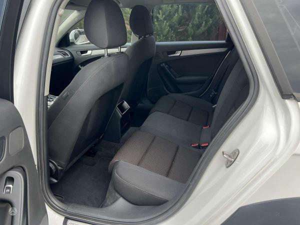 Balts Audi A4 Allroad 2013 Klaipėda, ar dzinēja tilpumu 1.97 L un nobraukumu 299 tūkst. km par 6800 €, foto 7 vietnē AUTOMOTO.COM.LV