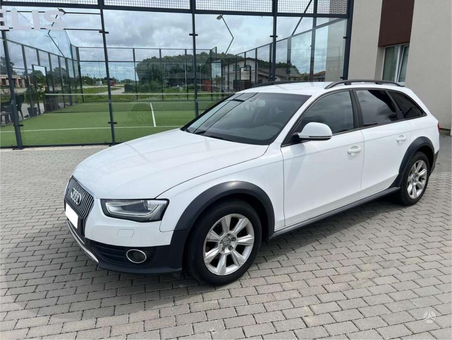 White Audi A4 Allroad 2013 in Klaipeda, with an engine capacity of 1.97 L and mileage of 291 thousand km for 6950 €, photo 1 on AUTOMOTO.COM.LV