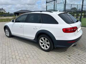 White Audi A4 Allroad 2013 in Klaipeda, with an engine capacity of 1.97 L and mileage of 291 thousand km for 6950 €, photo 6 on AUTOMOTO.COM.LV