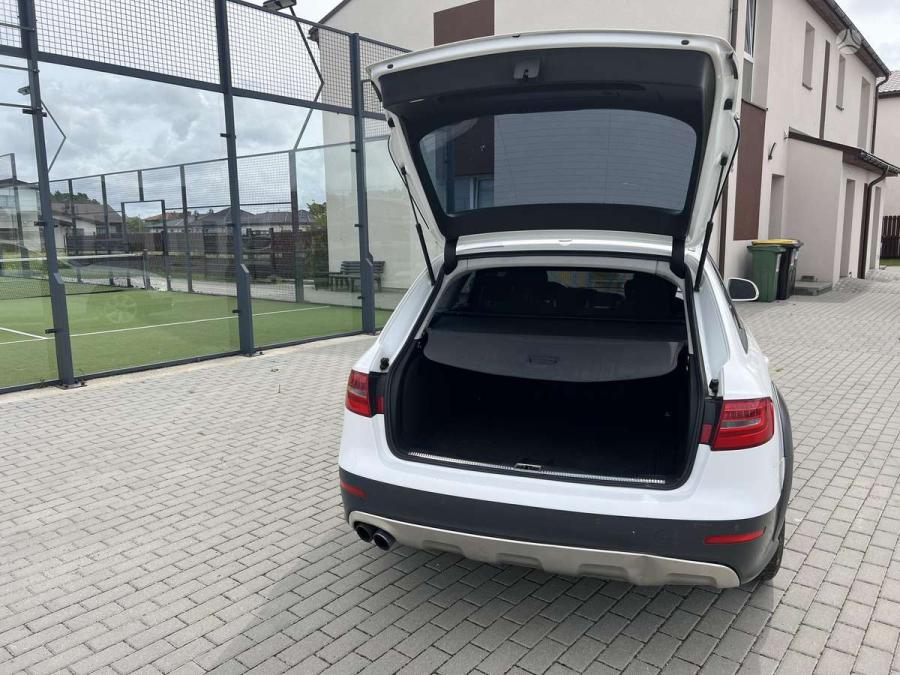 White Audi A4 Allroad 2013 in Klaipeda, with an engine capacity of 1.97 L and mileage of 291 thousand km for 6950 €, photo 8 on AUTOMOTO.COM.LV