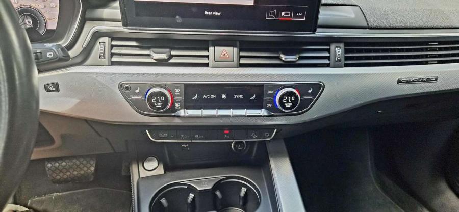 Balts Audi A4 Allroad 2019 Tauragė, ar dzinēja tilpumu 2.97 L un nobraukumu 270 tūkst. km par 16700 €, foto 30 vietnē AUTOMOTO.COM.LV