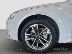 White Audi A4 Allroad 2022 in Tallinn, with an engine capacity of 2.00 L and mileage of 100 thousand km for 33900 €, photo 11 on AUTOMOTO.COM.LV