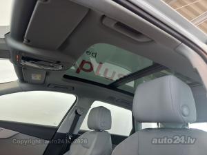 White Audi A4 Allroad 2022 in Tallinn, with an engine capacity of 2.00 L and mileage of 100 thousand km for 33900 €, photo 12 on AUTOMOTO.COM.LV