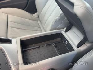 White Audi A4 Allroad 2022 in Tallinn, with an engine capacity of 2.00 L and mileage of 100 thousand km for 33900 €, photo 13 on AUTOMOTO.COM.LV