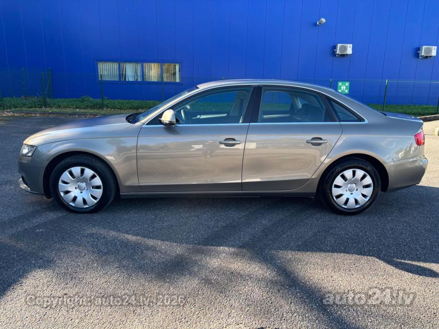 Smilšu krāsa Audi A4 2009 Paide, ar dzinēja tilpumu 1.80 L un nobraukumu 252 tūkst. km par 4590 €, foto 4 vietnē AUTOMOTO.COM.LV