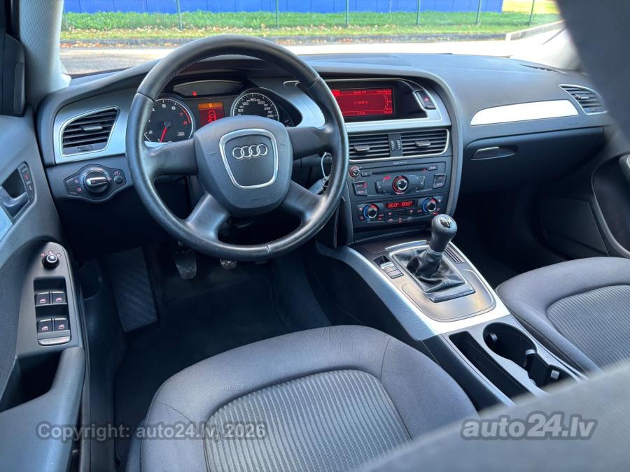 Smilšu krāsa Audi A4 2009 Paide, ar dzinēja tilpumu 1.80 L un nobraukumu 252 tūkst. km par 4590 €, foto 12 vietnē AUTOMOTO.COM.LV