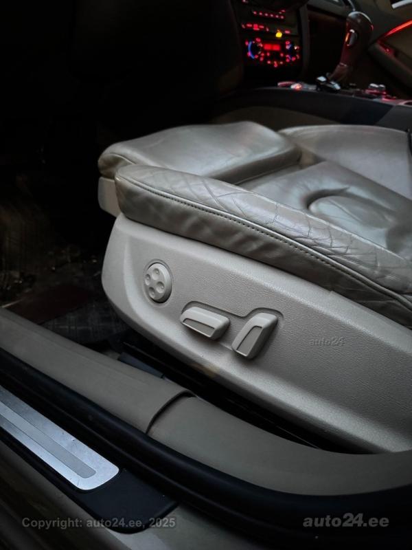 Smilšu krāsa Audi A4 2008 Tallina, ar dzinēja tilpumu 3.00 L un nobraukumu 382 tūkst. km par 5999 €, foto 11 vietnē AUTOMOTO.COM.LV