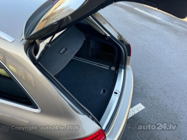Smilšu krāsa Audi A4 2011 Tallina, ar dzinēja tilpumu 2.00 L un nobraukumu 203 tūkst. km par 5500 €, foto 11 vietnē AUTOMOTO.COM.LV