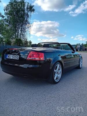 Black Audi A4 2003 in Riga, with an engine capacity of 2.50 L and mileage of 313 thousand km for 3150 €, photo 3 on AUTOMOTO.COM.LV